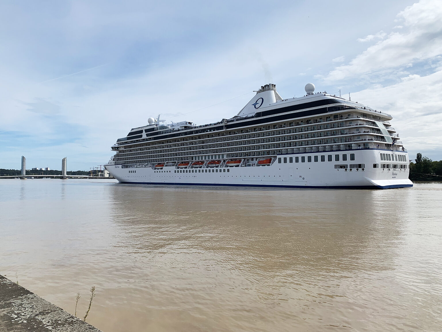 Bordeaux : Les paquebots pourraient bientôt accoster rive droite, en ...